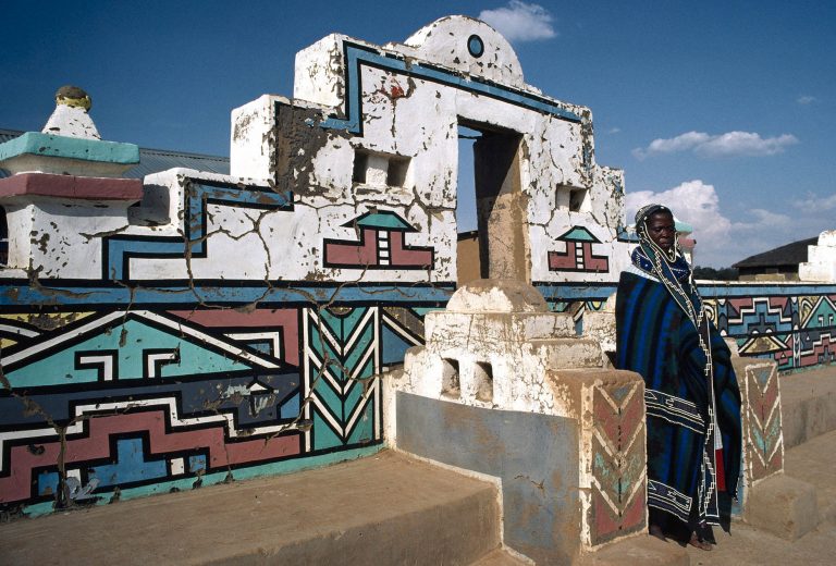 Sharing Indigenous Cultural Heritage Online: An Overview of GLAM ...